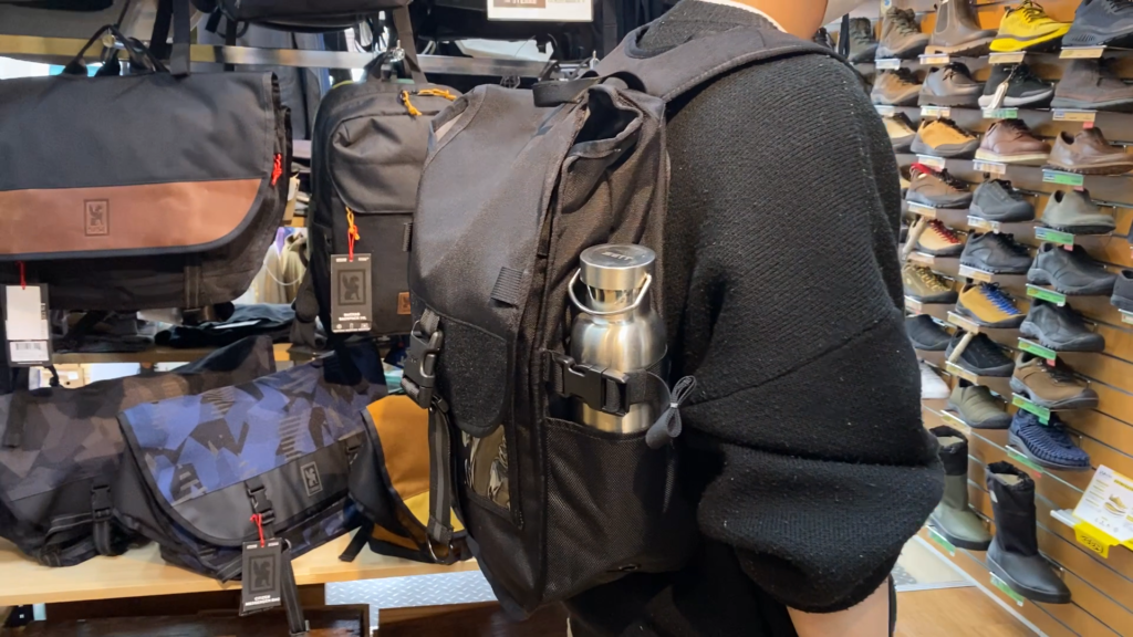 CHROMEの大人気「WARSAW」シリーズに新作登場！「WARSAW SMALL」をご紹介！ - FITTWO(フィットツー) 上野の ...